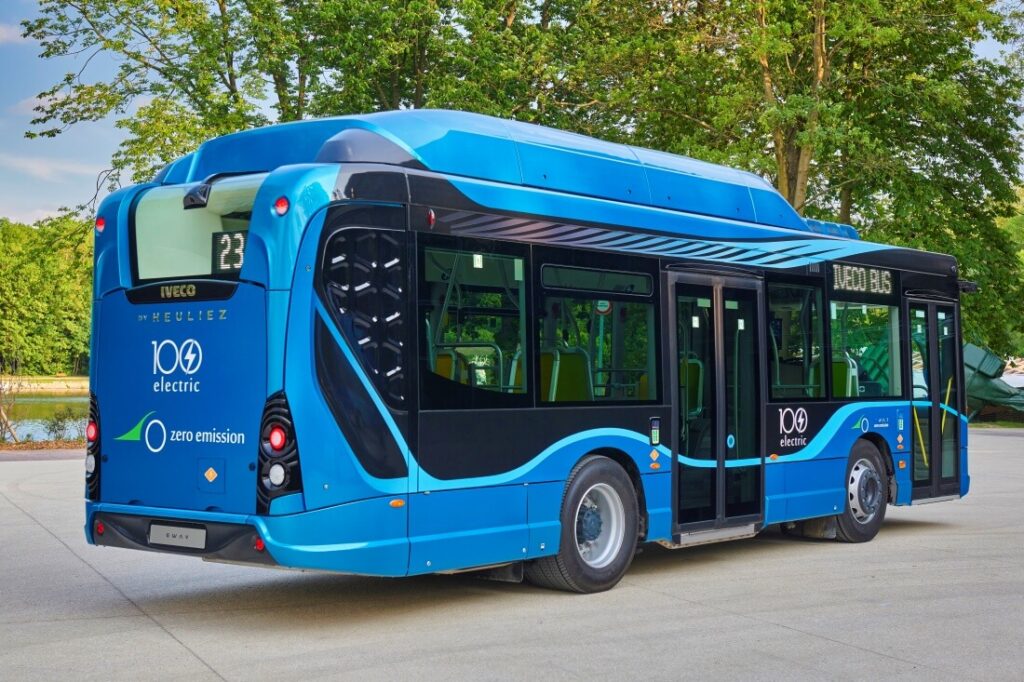“Feel the BLUE Pulse”: descubra a linha elétrica da Iveco Bus – Motor Mais